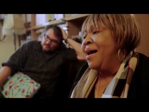 Pops Staples Tribute, "Don't Lose This" (from "Mavis!" Documentary DVD ...
