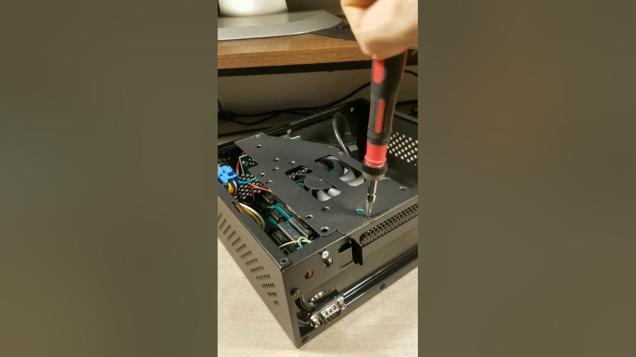 Homemade Z80 PC - now in a ITX case - YouTube