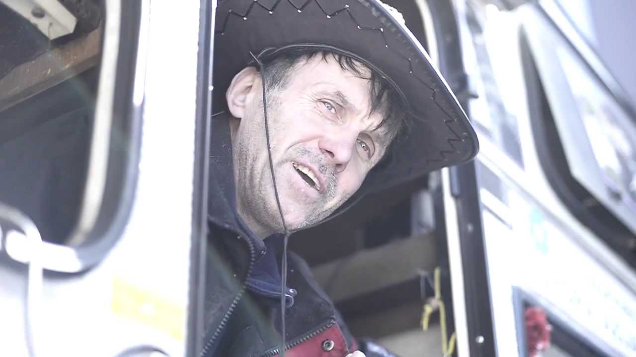 Pupų dėdė Gargžduose - YouTube