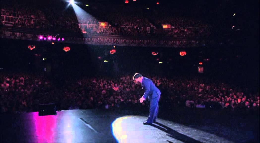 Michael McIntyre Sings One Direction - YouTube