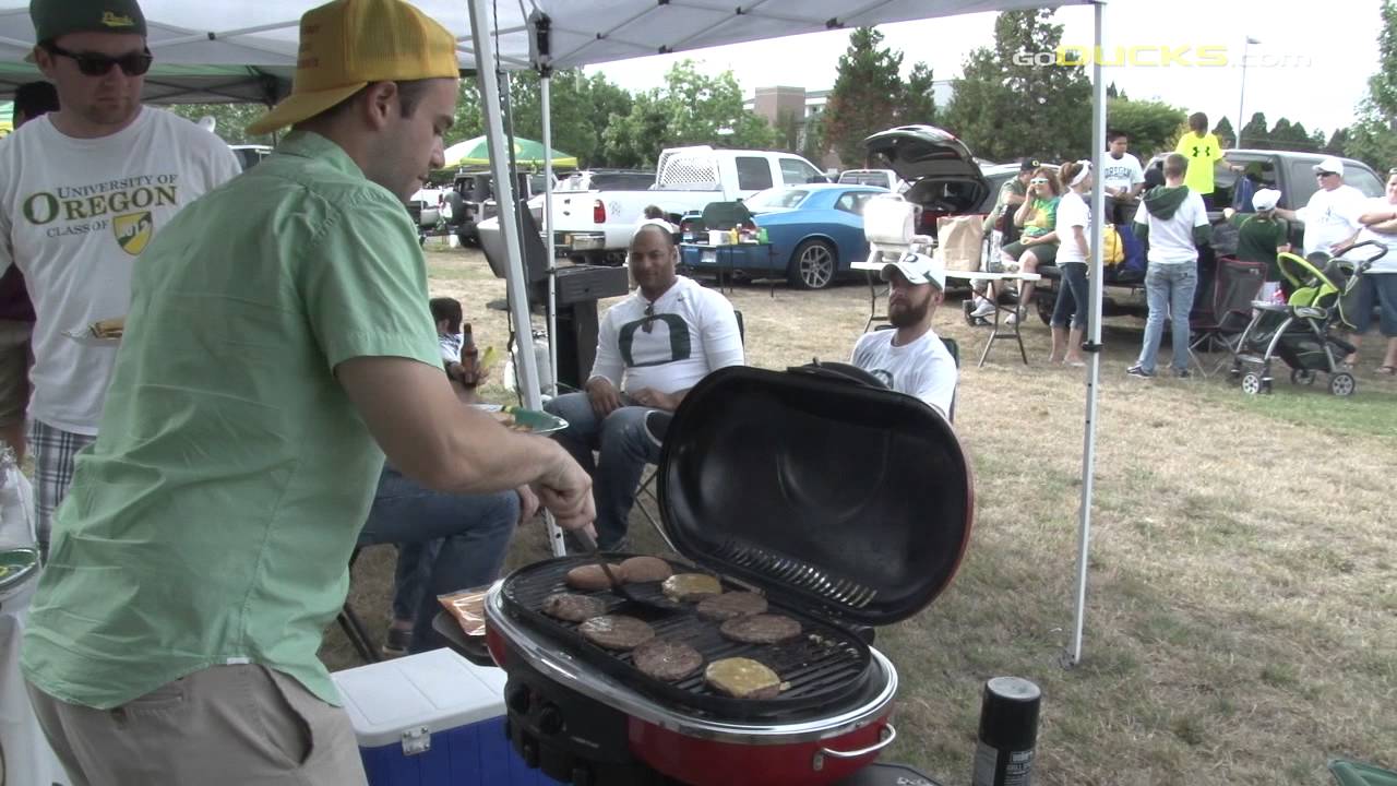 Tailgating with the Ducks - YouTube