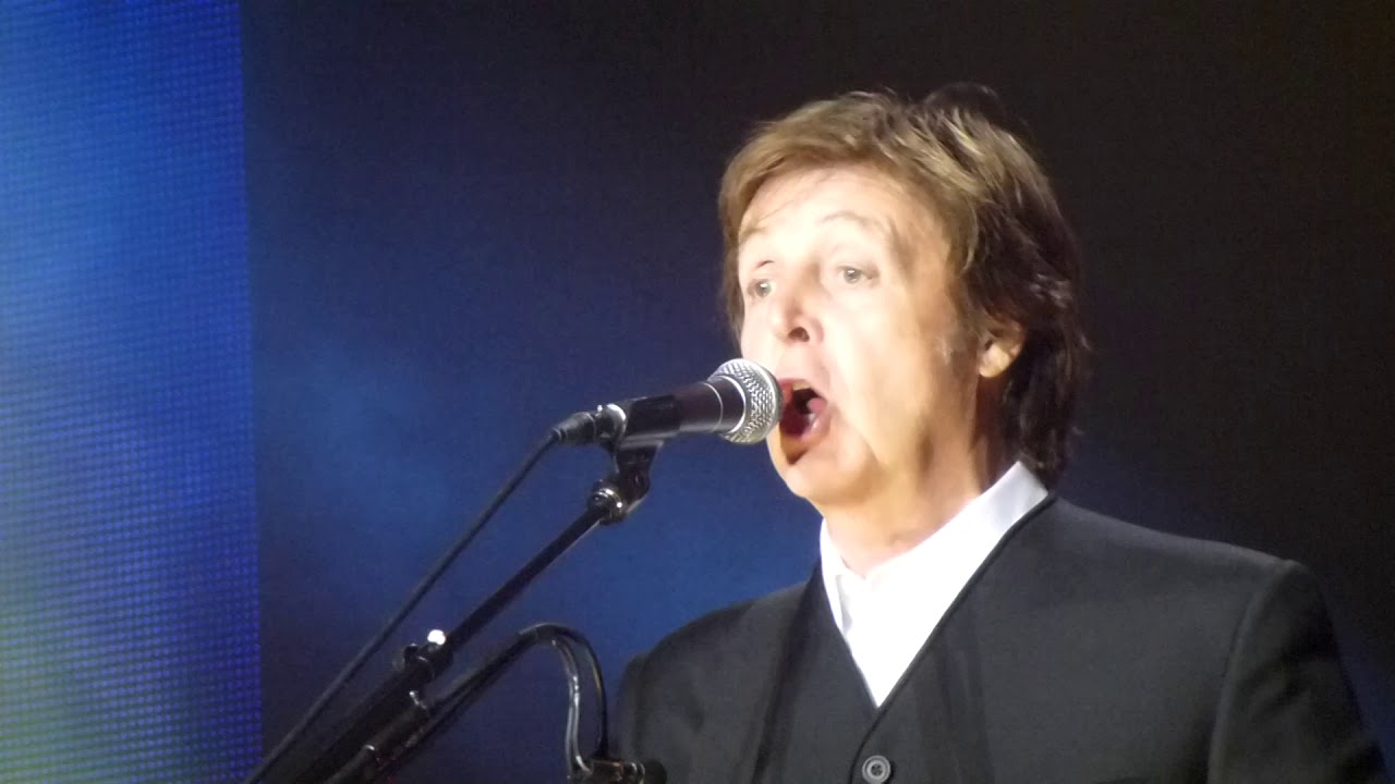 Paul McCartney - Hello Goodbye - Rotterdam 24-Mrt-2012 - YouTube