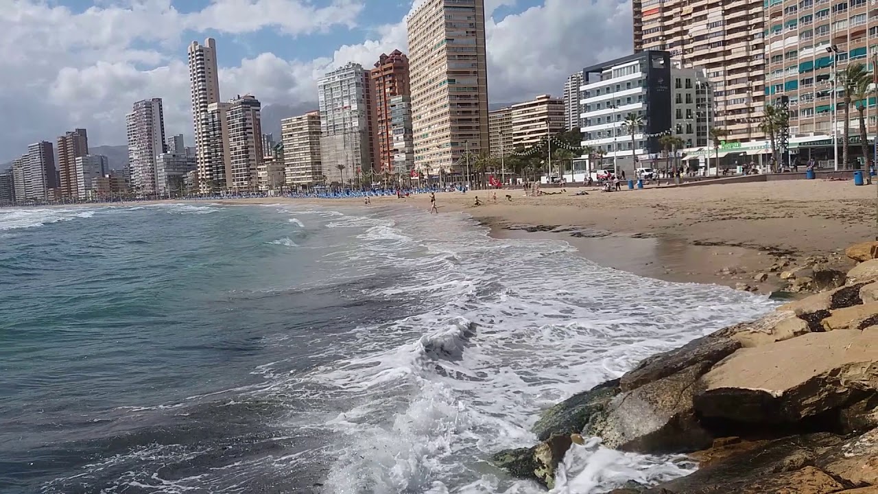 Benidorm. Warm and very windy Levante beach. 9 April 2018. - YouTube