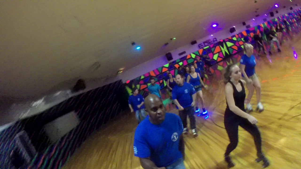 Shuffle Skating (Roll Dawgz Florida Crew) - YouTube