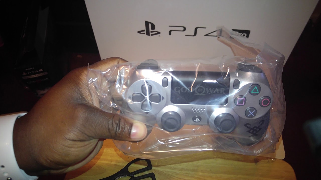 God of War PS4 Pro Bundle Unboxing - YouTube