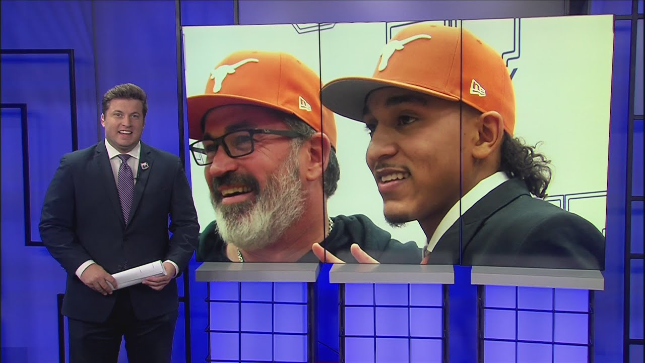 Nik Sanders signs with Texas Baseball - YouTube