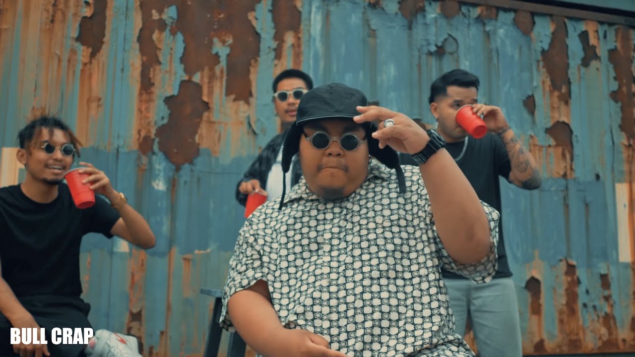 JOHNNY DEF - เด็กสายแว๊น [Music Video Official] - YouTube