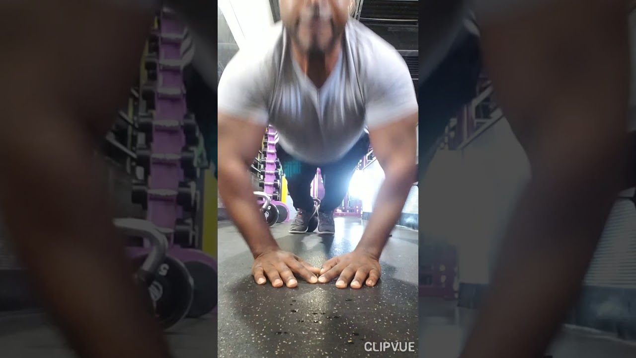 WEIGHT FREE GYM WORKOUT SESSION~HAITIAN FITNESS TRICEPS/PUSHUPS - YouTube