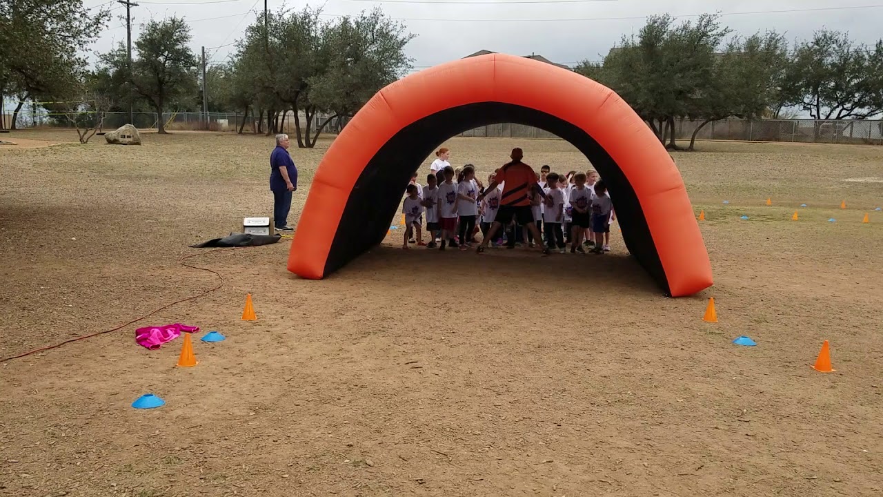 Apex Fun Run Start 2018 - YouTube