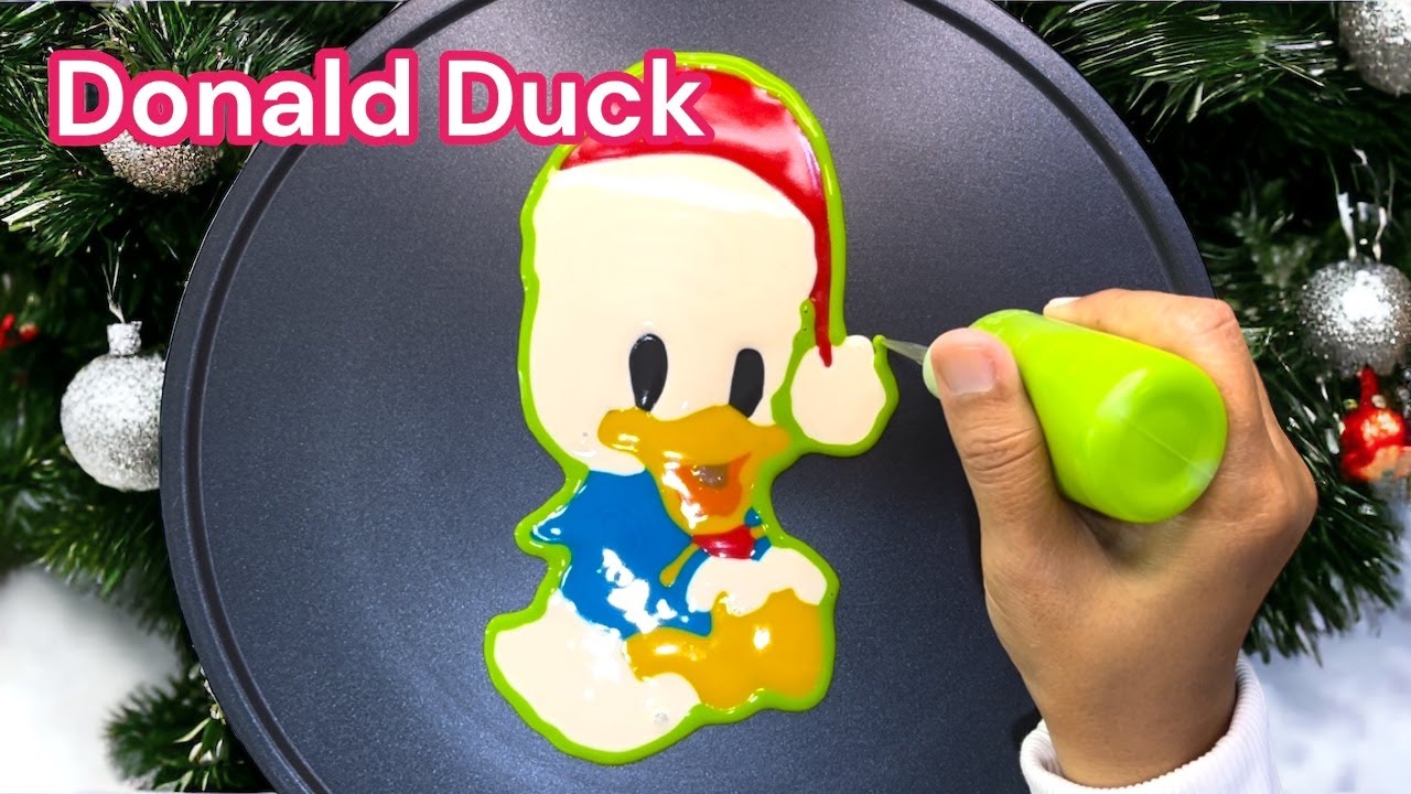 Baby Donald Duck Christmas Pancake Art - Cute Christmas, Christmas Draw ...