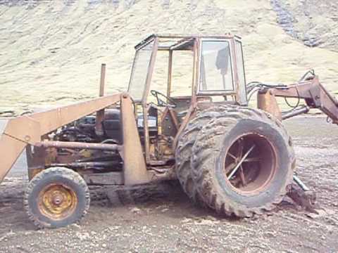 Rusty hydrema backhoe - YouTube