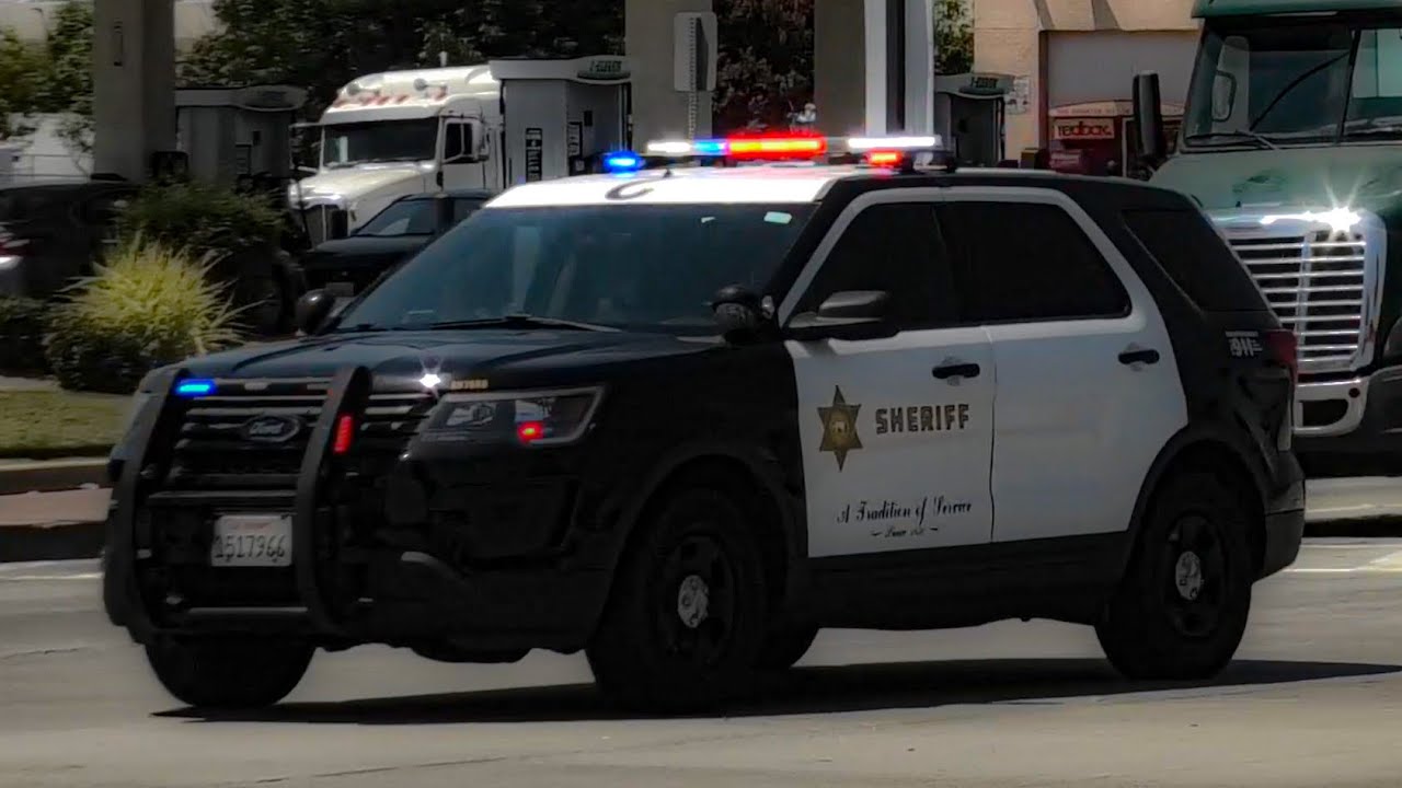 LASD East LA Unit Responding - YouTube