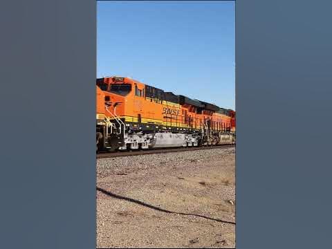 BNSF 7782 Manifest Train #shorts #bnsf #bnsfrailway - YouTube