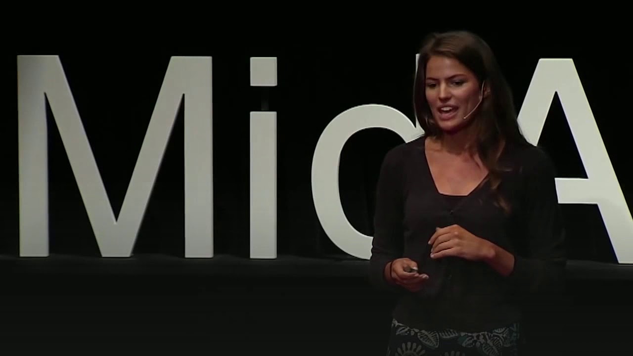 Cameron Russell: Looks aren't everything - YouTube