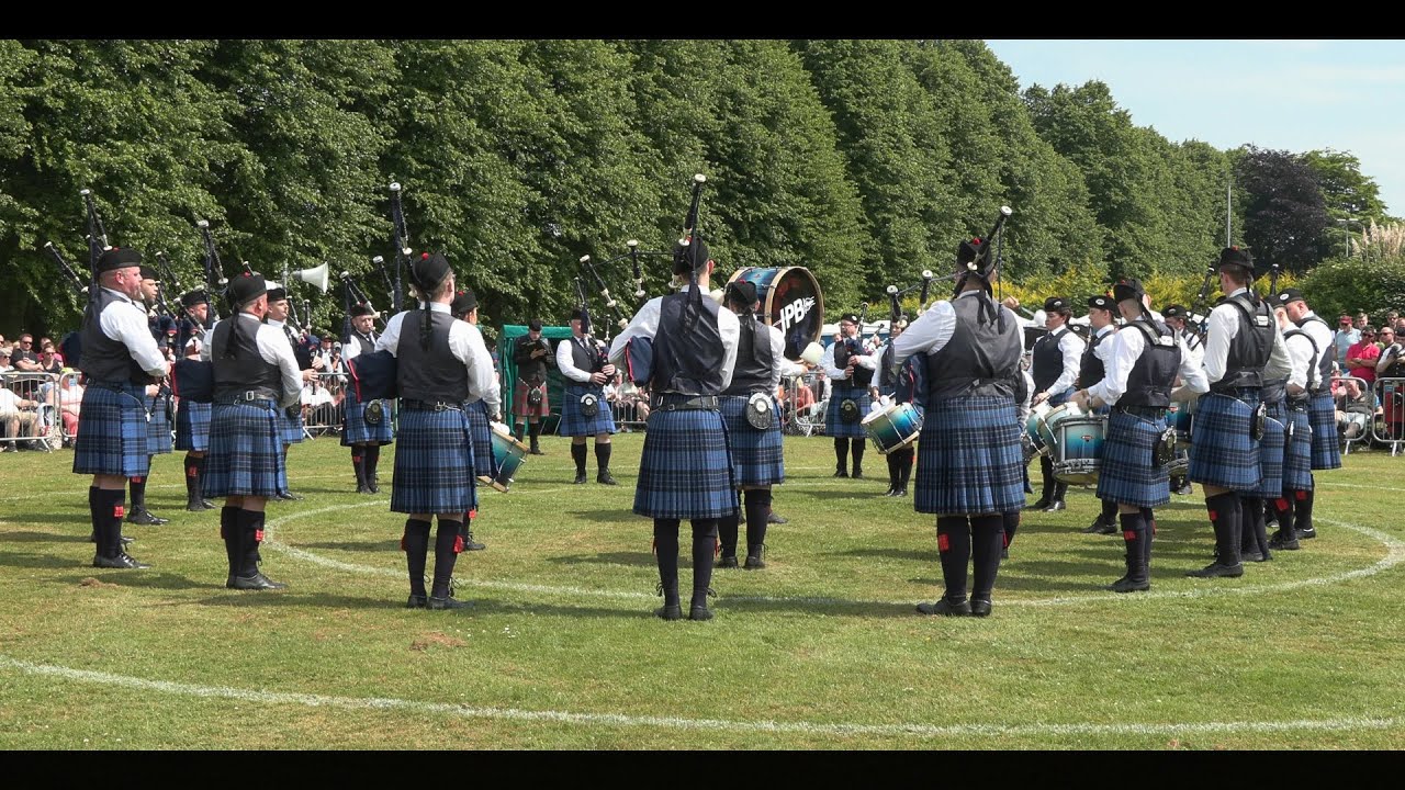 Johnstone Pipe Band and The Drunken Landlady at the 2023 UK Pipe Band ...
