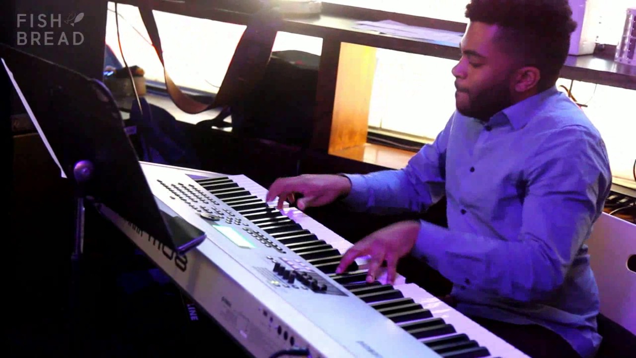 Killing keyboard solo by Michael King - YouTube