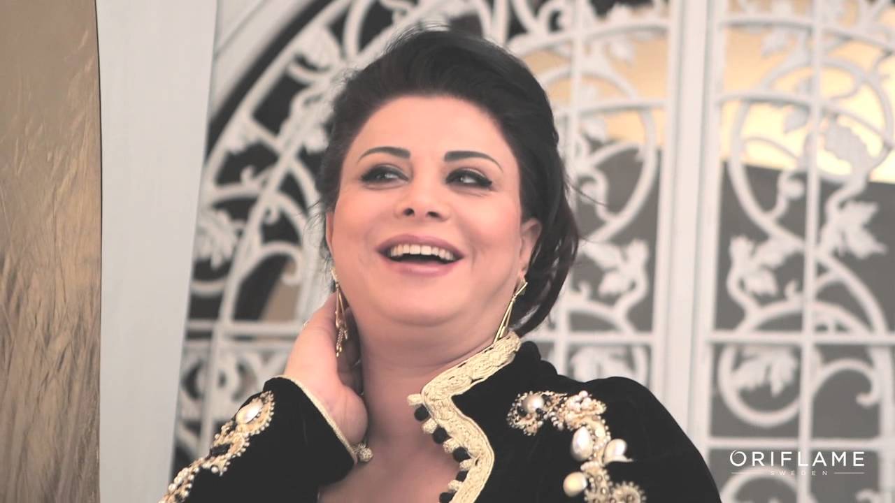 Latifa Raafat Séance Photos Oriflame - YouTube