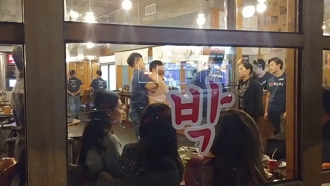 Korean dude rage - YouTube