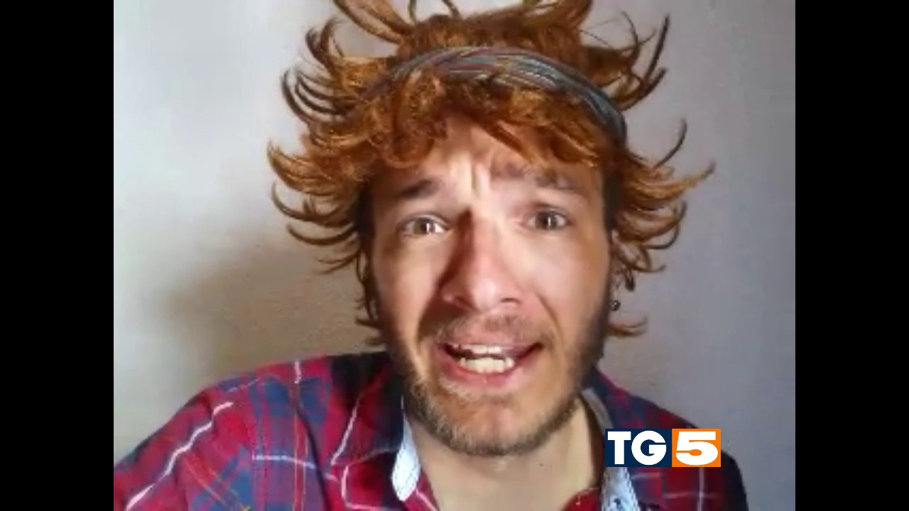 TG5 - Edizione Straordinaria PARODIA - YouTube
