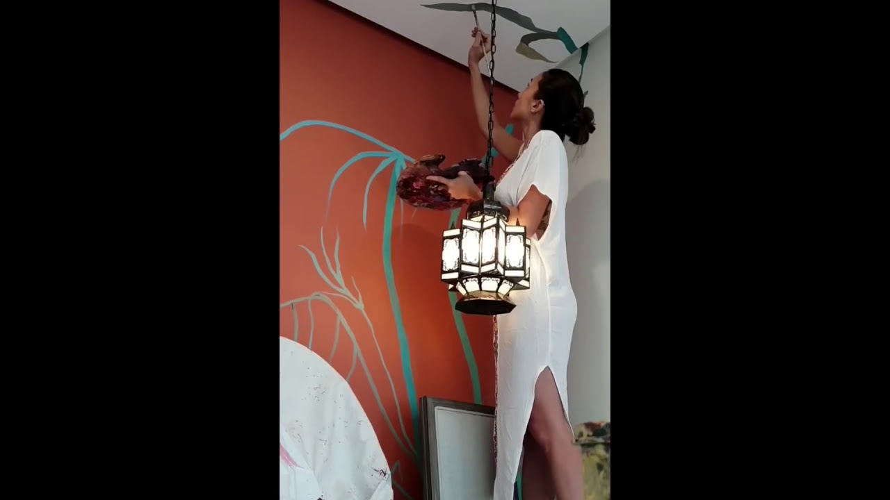 SOLENN HEUSSAFF’s PAINTING - YouTube