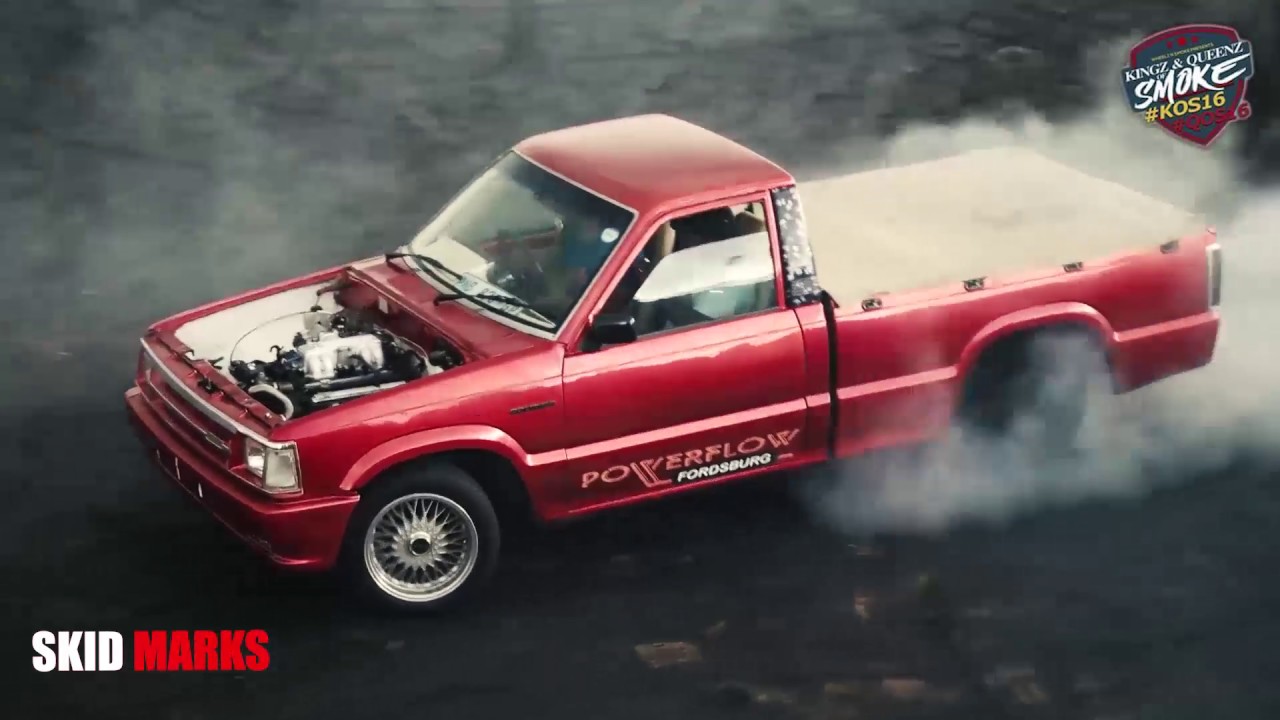 EDDIE RASTA SPINNING V8 BAKKIE - YouTube
