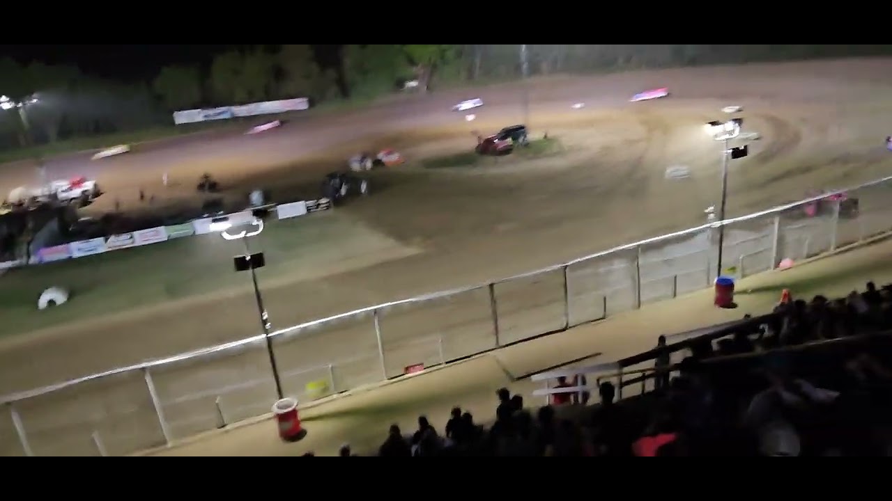 8/24/2024 UMP Late Models Feature @ Butler Motor Speedway - YouTube