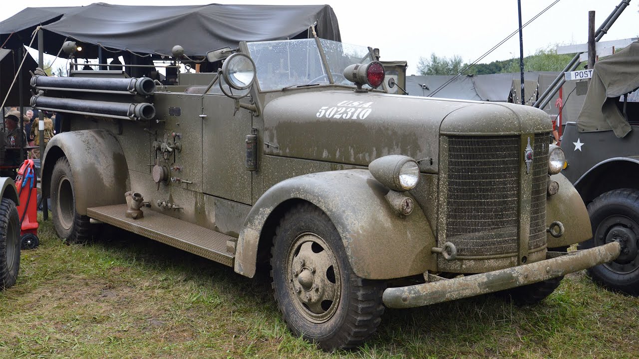 V12 American LaFrance WW2 Fire truck start up and sound - YouTube