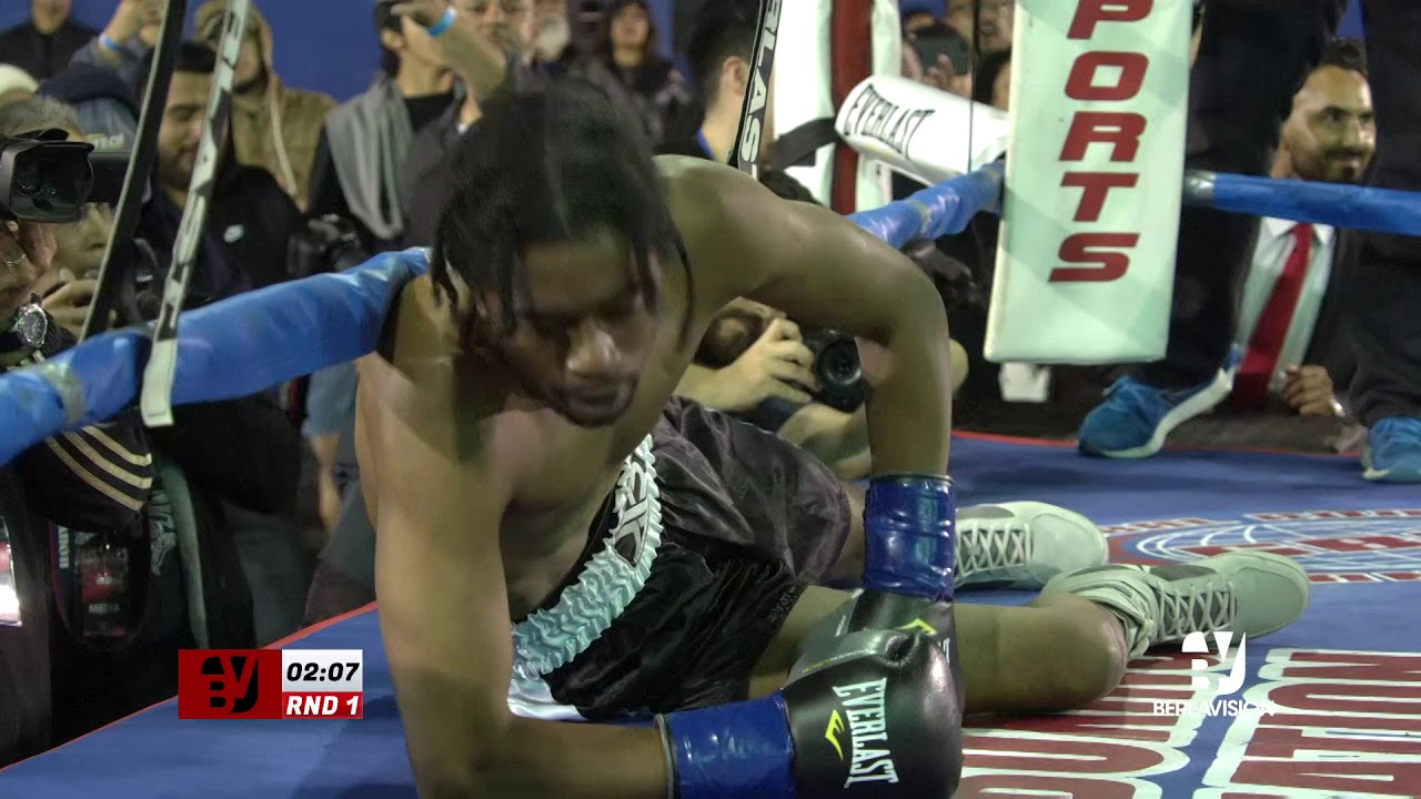 Angel El Moreno Rodriguez vs Alvin Brown - YouTube