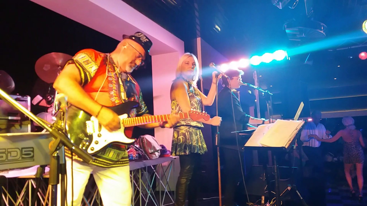 CORONA MUSIC BAND - YouTube