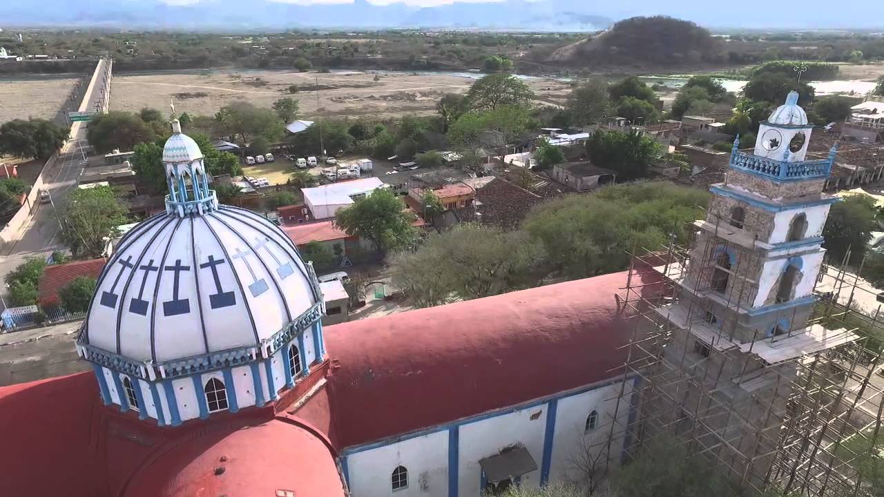 Parroquia y centro de Tlapehuala. .. - YouTube