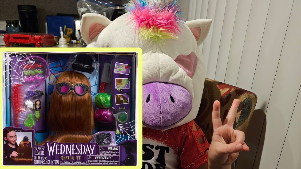 Wednesday Addams | Cousin Itt | UNBOXING #addamsfamily #Ignatius - YouTube