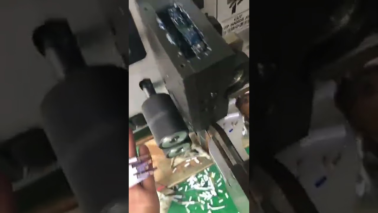 Multi function Automatic Wire Cutting Stripping Twist Machine - YouTube