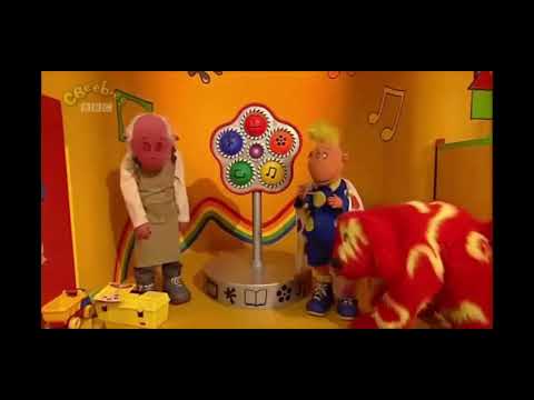 Max is worried that he has to take apart of the clock | Tweenies (2002 ...