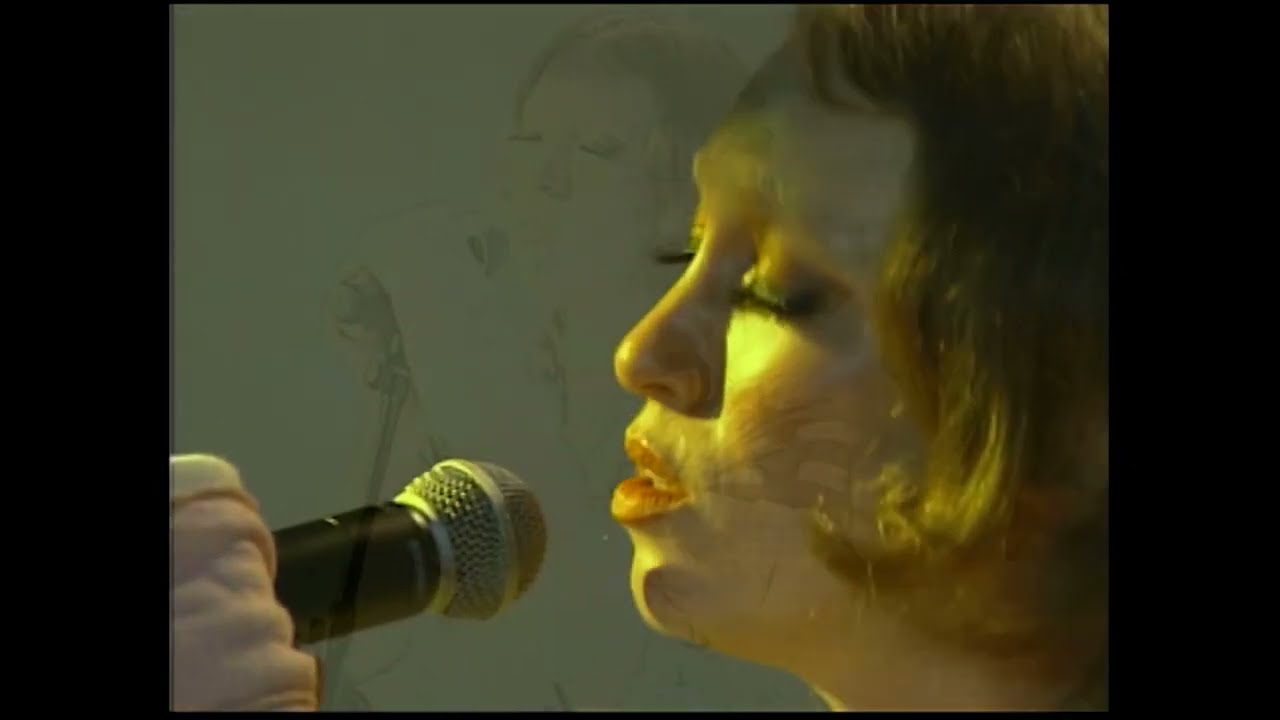 SALLY SPITZ | Fantasy - YouTube