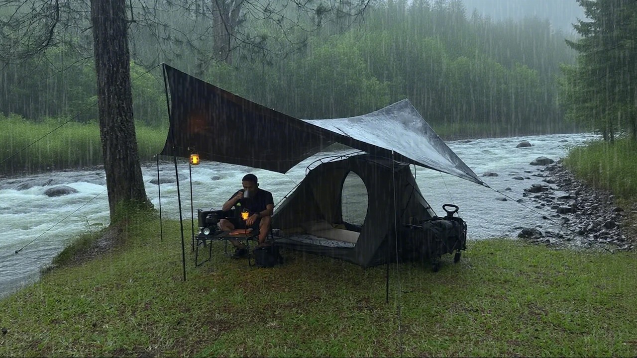 Very Heavy Rain and Flood‼️Solo Camping in long Heavy Rain with Thunder ...