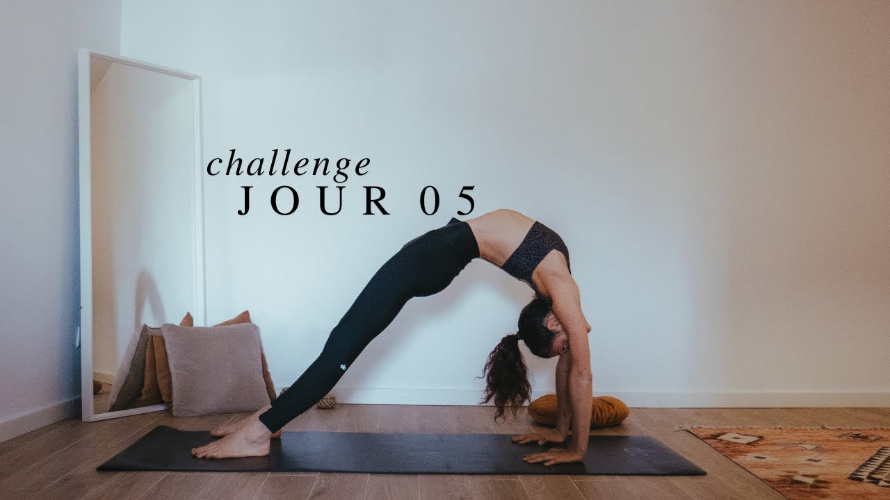 Le Challenge hOMe | Jour 05: Yoga pour s'aimer - YouTube