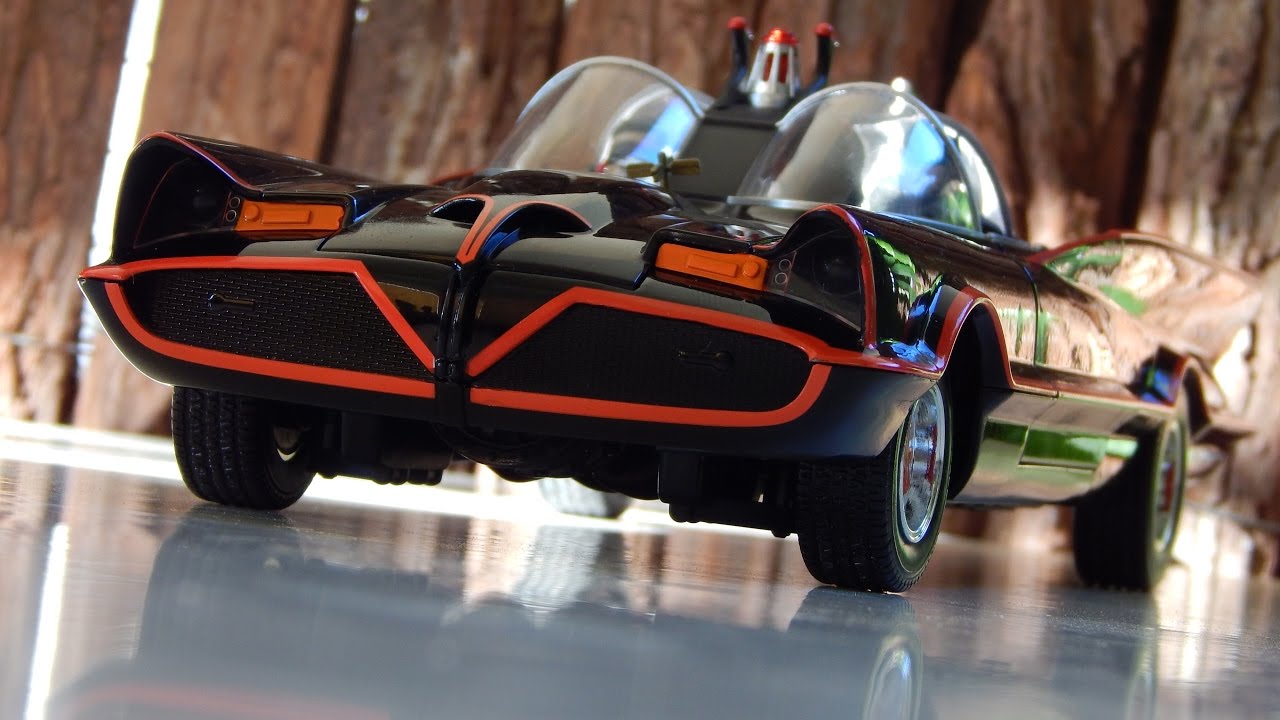 BATMOBILE HOT WHEELS 1/18 DIECAST 1966 Batman & Robin - YouTube