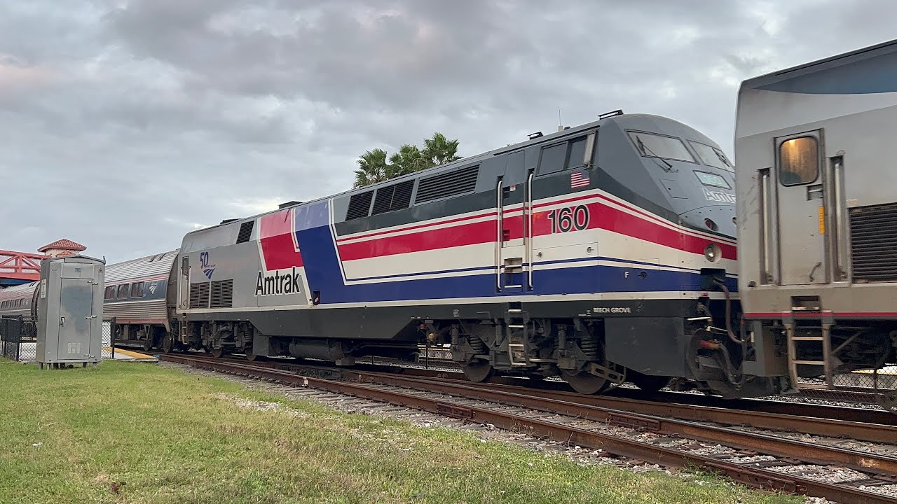 Amtrak 97 arrives Fort Lauderdale with amtrak 160 trailing and a shave and a haircut! - YouTube