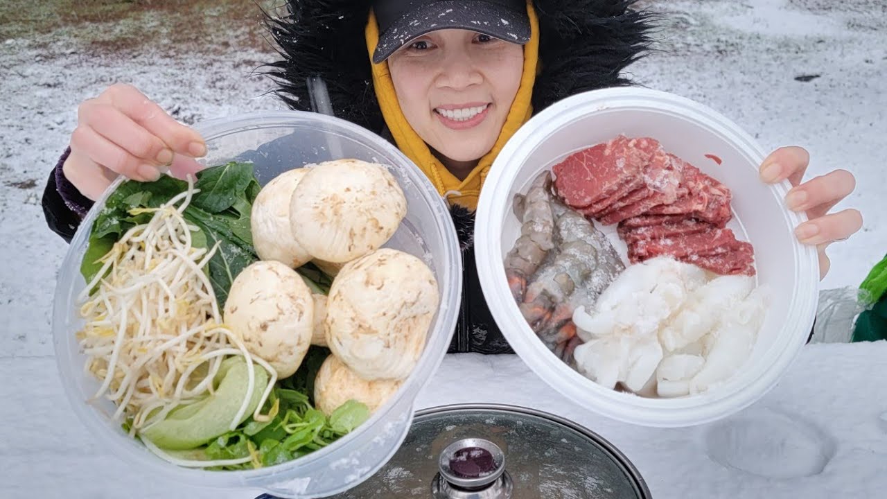 Ăn Lẩu nấm Tùng Nhung nóng thơm lừng dưới trời bảo tuyết lạnh, tạm biệt ...