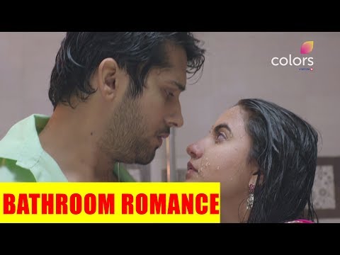 On Location I Vidya: Vidya and Vivek's ‘bathroom romance’