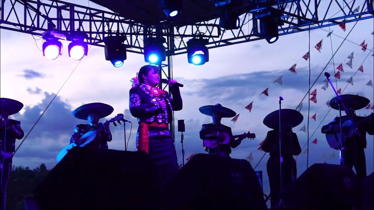 Los Laureles · MaryCruz ft Mariachi El Gallo de Oro 👑 - YouTube