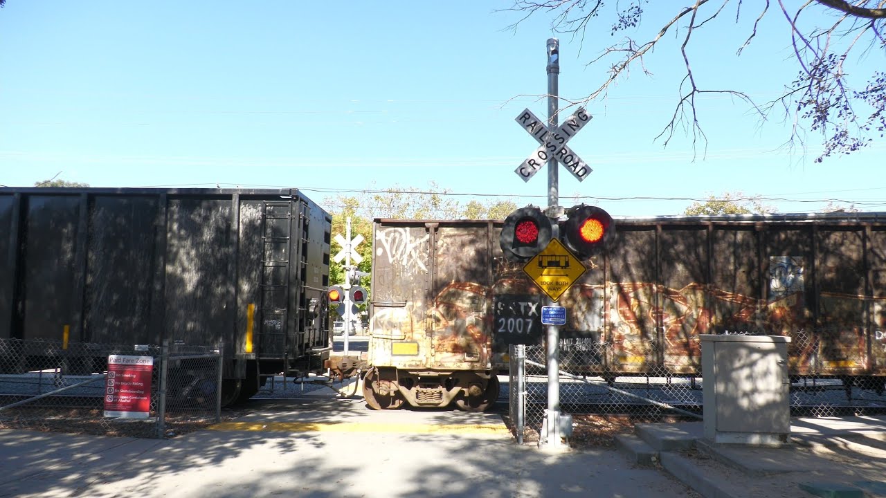 UP 9904 Rocklin Rocket Stops Departs - Watt/Manlove Station East ...