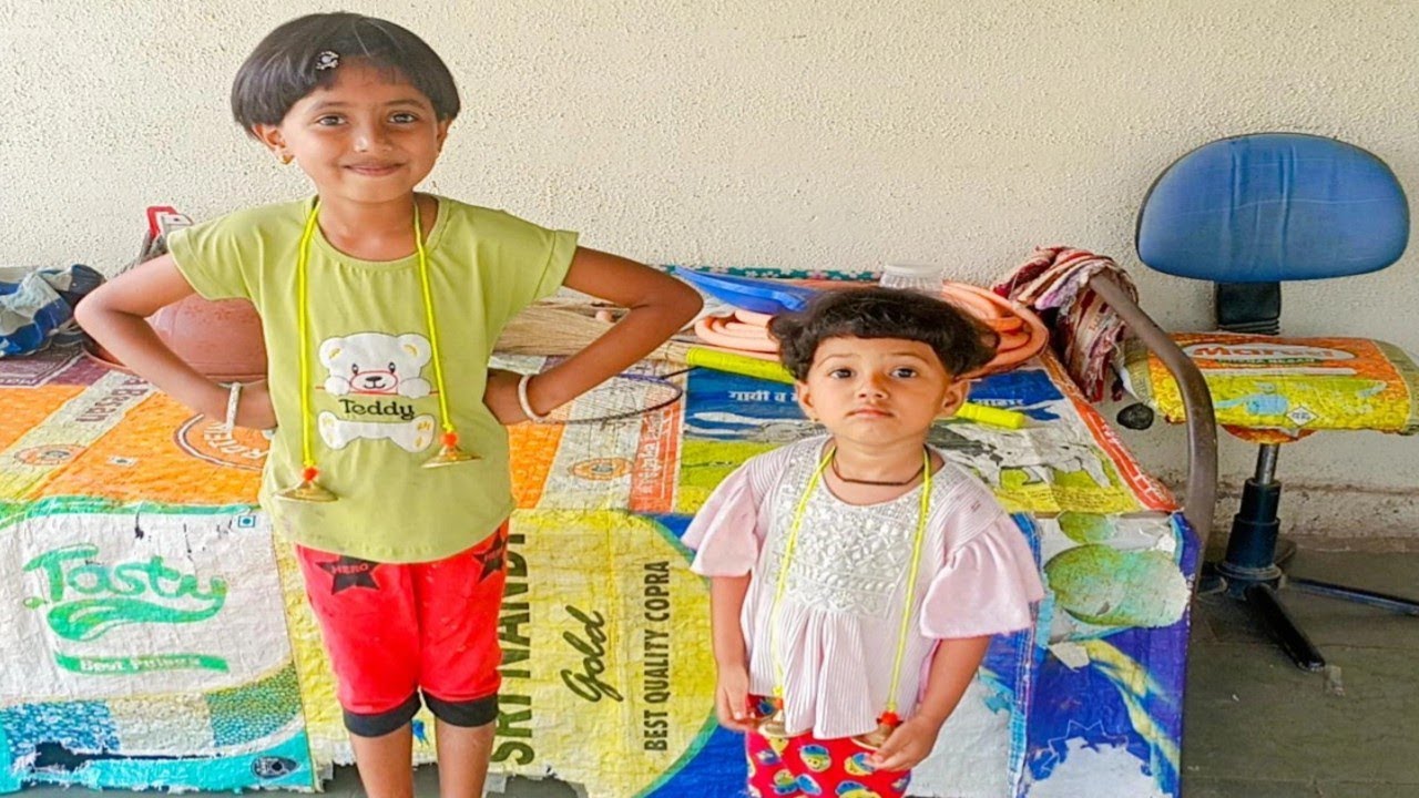 Aaj Shruti Ne Pandharpur Ka Story Bataya 😊 || Kanda Mula Bhaji Marathi ...