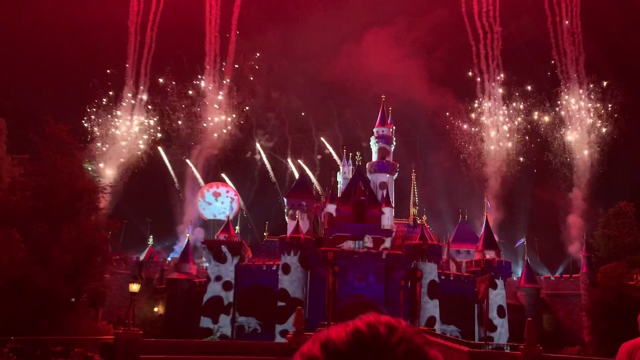 Halloween Screams Fireworks show at Disneyland Resort (2019) - YouTube