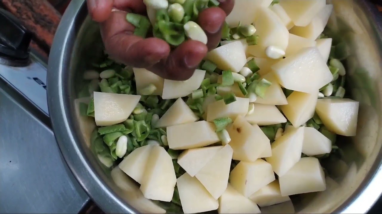 Chikkudukaya aloo curry in telugu /chikkudukaya curry recipe - YouTube