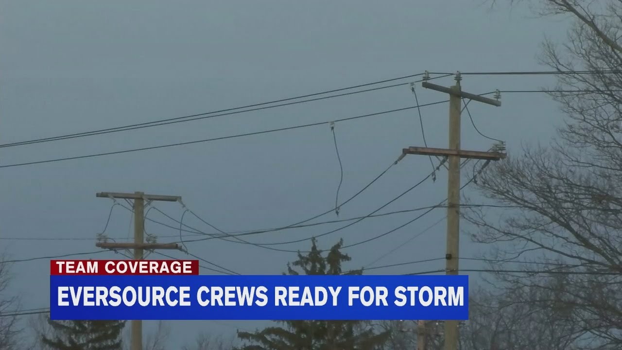 Hundreds of Eversource crews ready for the storm - YouTube