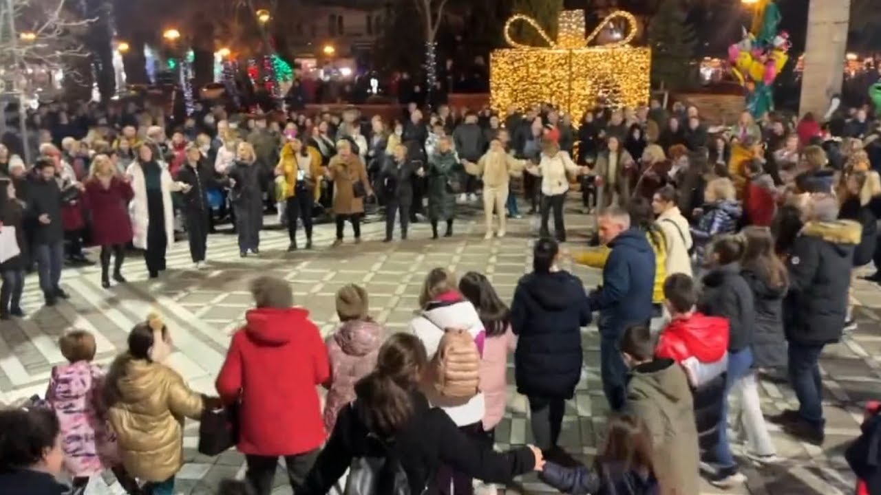 Στην αυλή του Αη Βασίλη - εκδήλωση 13ων Πολιτιστικών Συλλόγων του δήμου ...