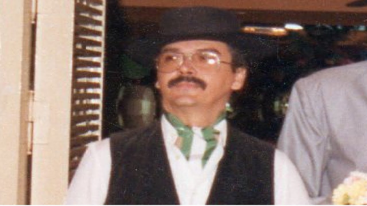 Dedicado a Enrique Rengel Rodríguez, un artista que lo dio todo por Sol ...