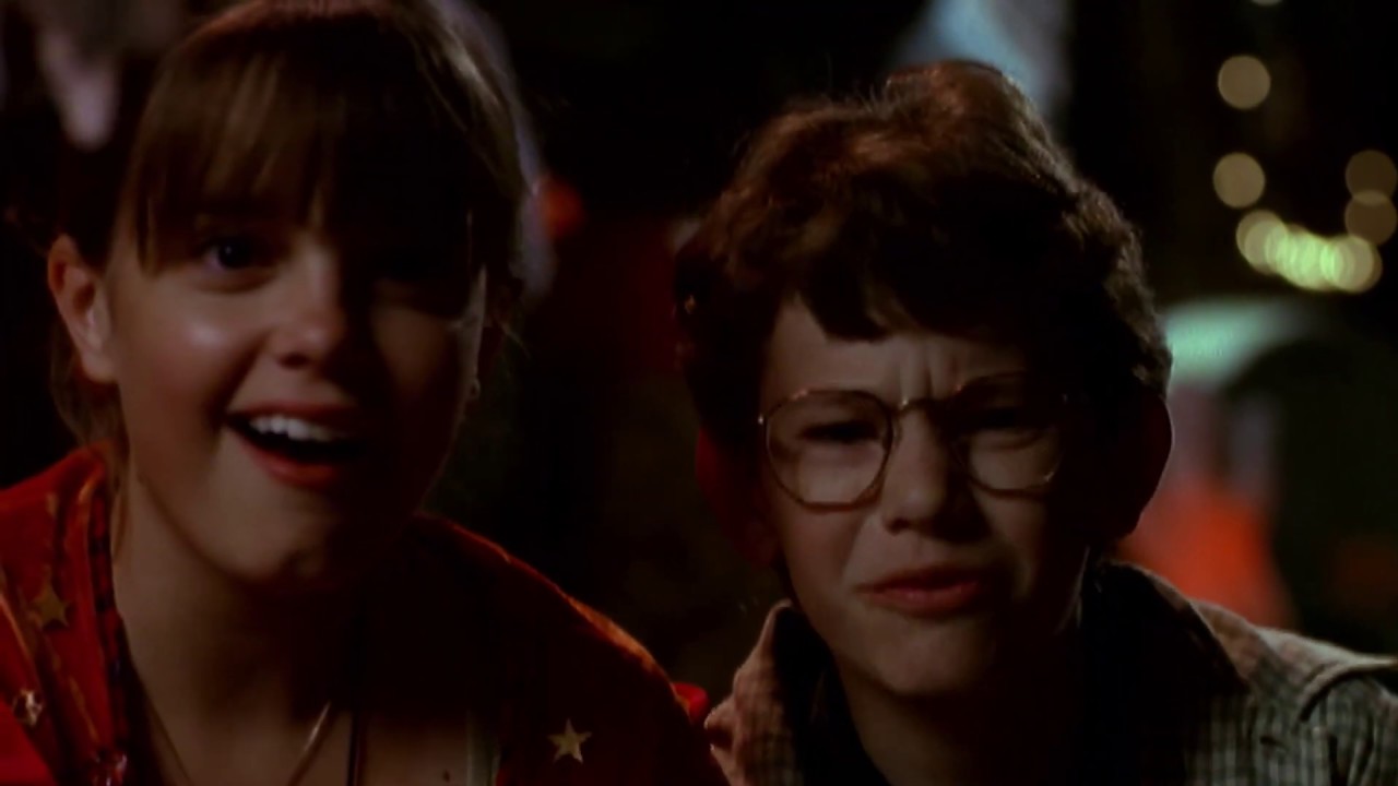 Halloweentown Bus Fight - YouTube