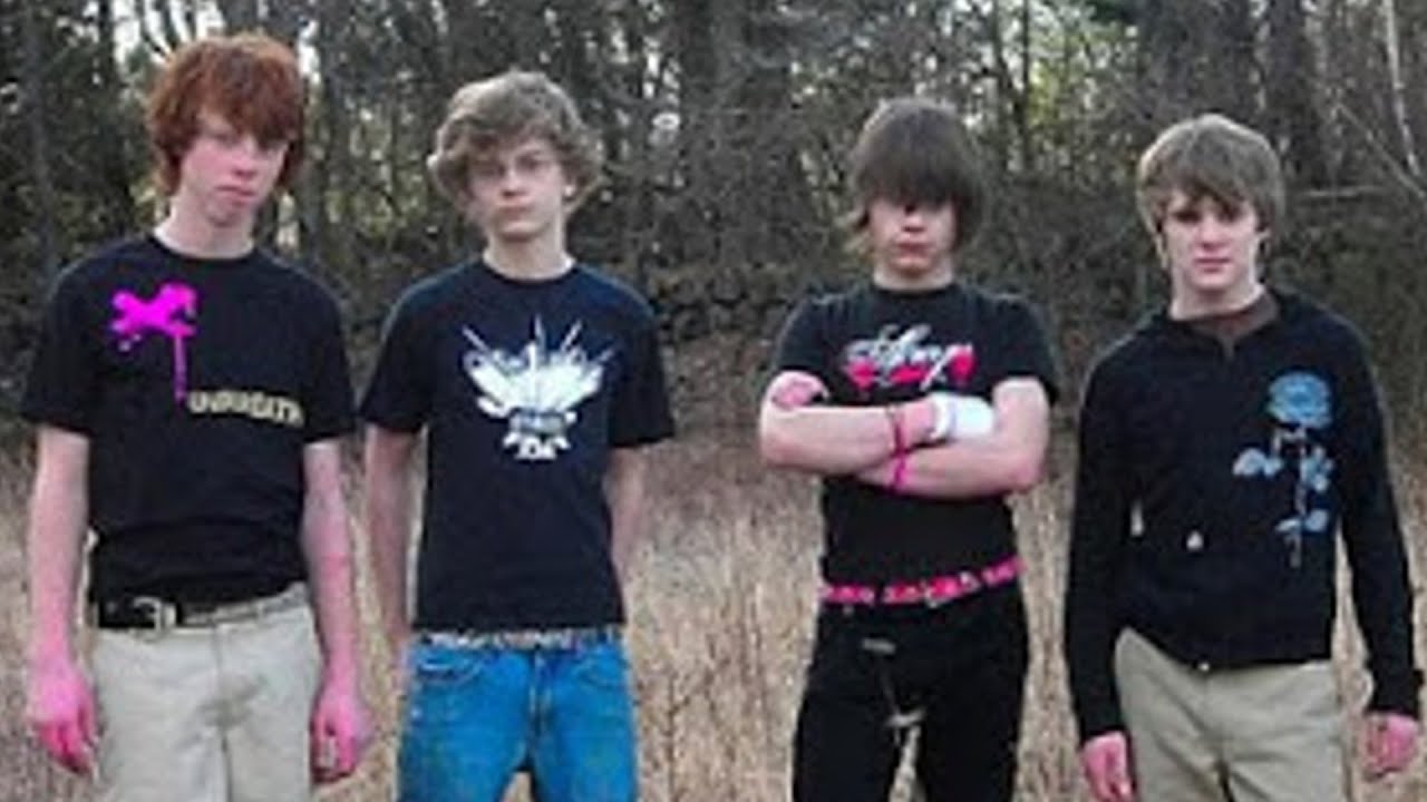 EMO KID TRIED TO ROB ME... - YouTube